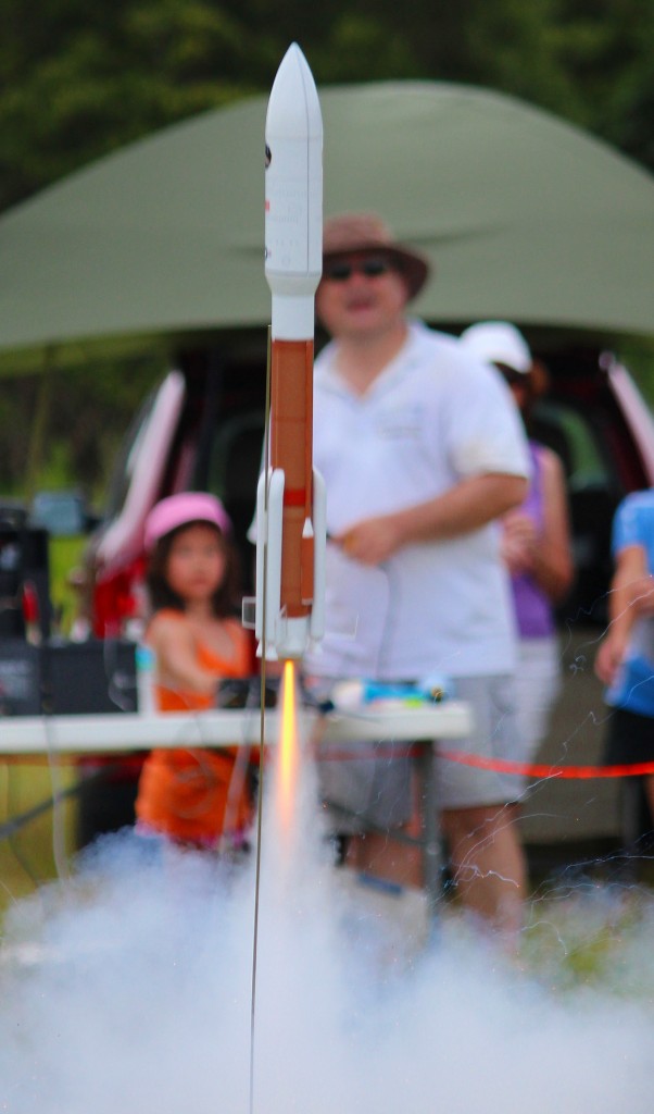 DFR’s Atlas V New Horizons Kit | JonRocket.com Blog